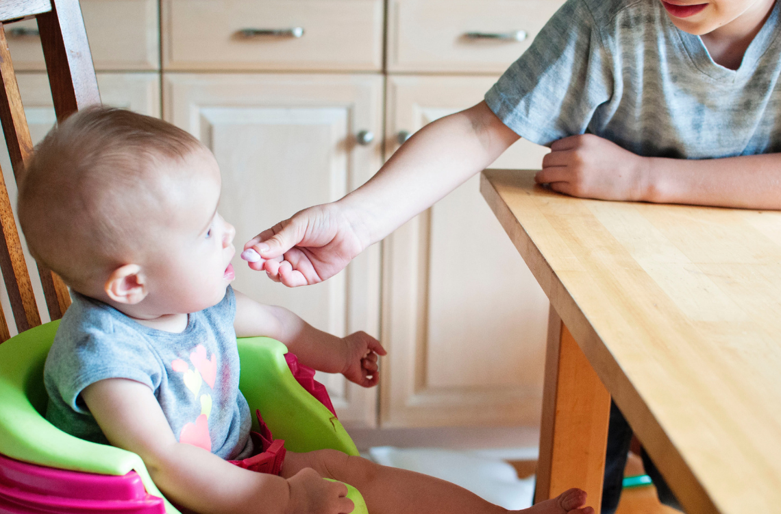 Teaching Your Kid To Self-Feed - October 2025 | Mamahood Singapore