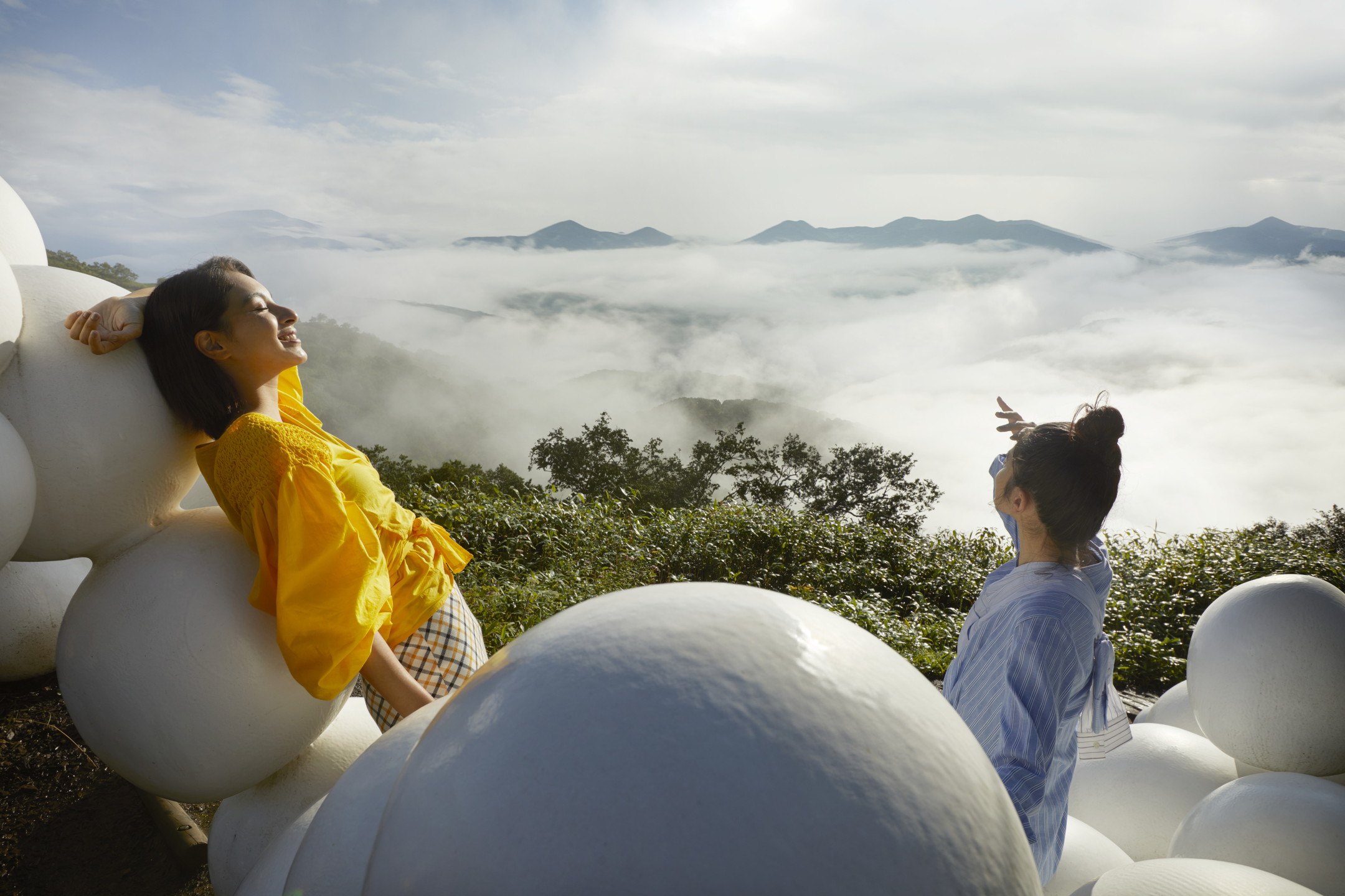 UNKAI Terrace. Sea of Clouds in the Heart of Hokkaido｜ZEKKEI Japan