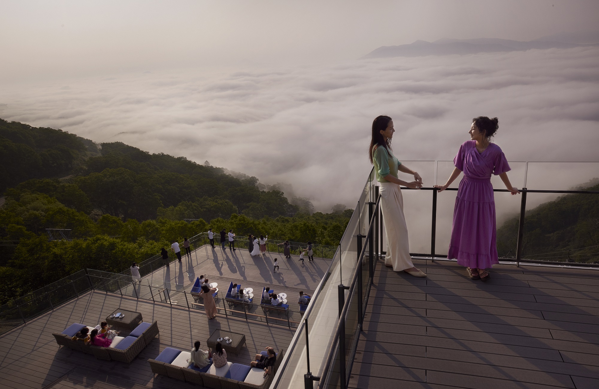 UNKAI Terrace. Sea of Clouds in the Heart of Hokkaido｜ZEKKEI Japan