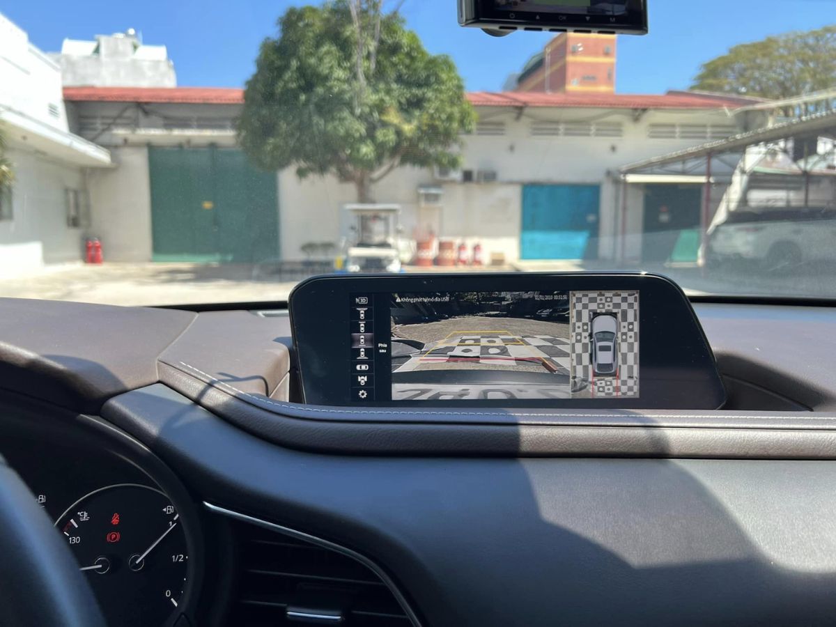 Mazda 3, Mazda CX30: Camera 360 Elliview M11 tích hợp TPMS thương hiệu ICAR