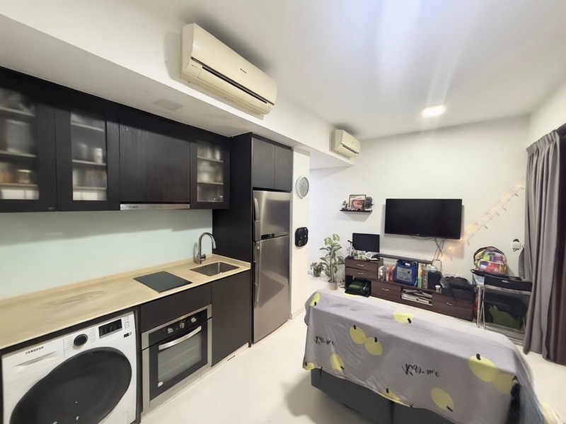 The Inflora Condominium For Sale, $690,000, 1 Bed 1 Bath 463 sqft ...