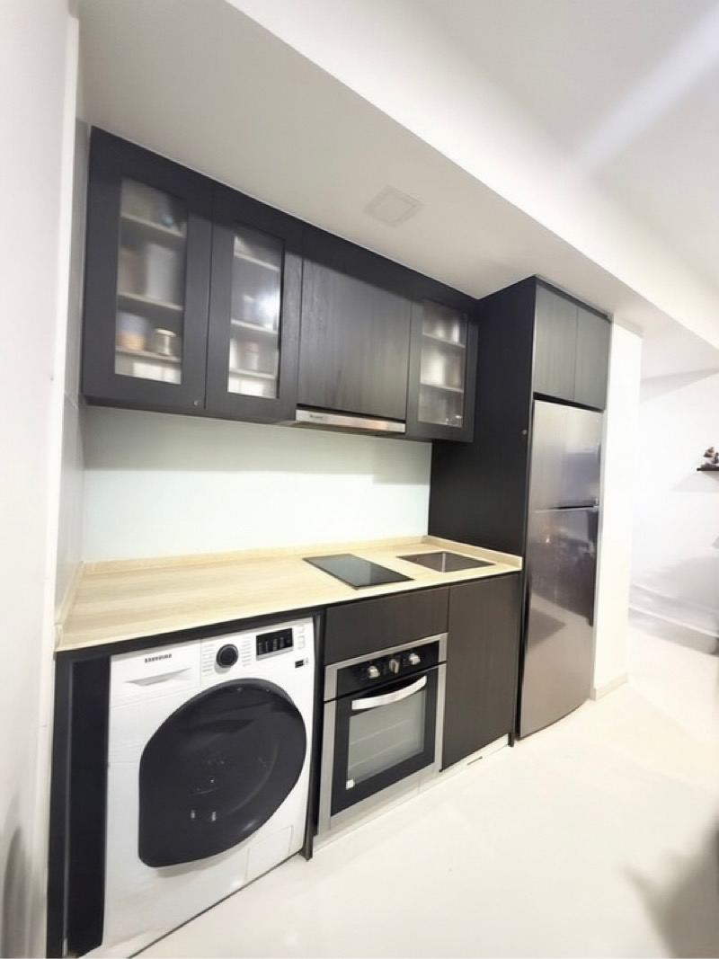 The Inflora Condominium For Sale, $690,000, 1 Bed 1 Bath 463 sqft ...