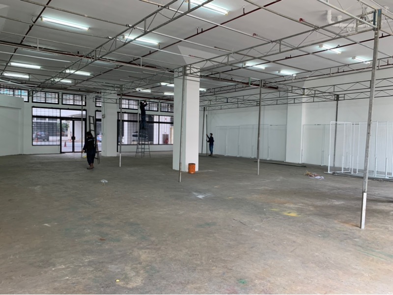 Ruby Warehouse Complex Warehouse For Rent, $8,4303,832 sqft $2.20 psf