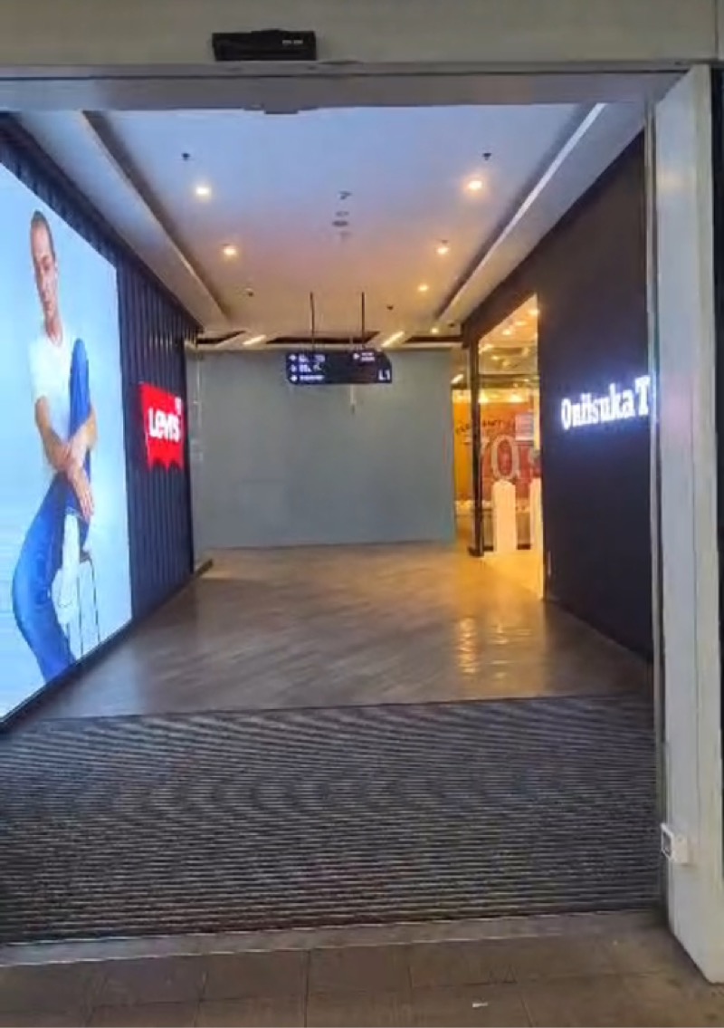 Changi City Point Mall Shop For Rent, $7,999532 sqft $15.04 psf