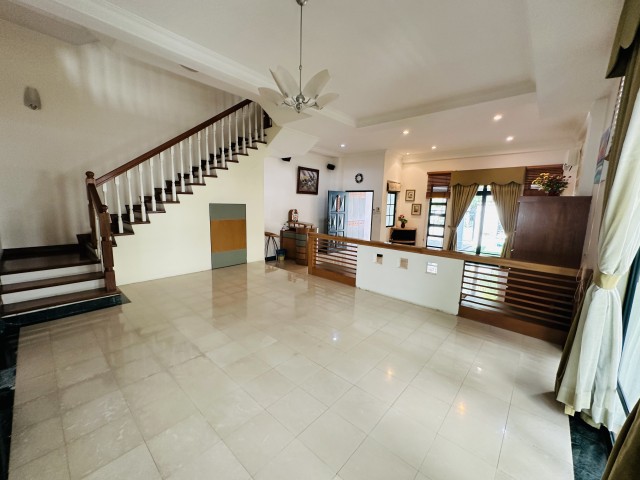 C.H.E.A.P ★ 3 Sty Semi-D @ Begonia Vicinity D28 ★ Eminence Landed Semi ...