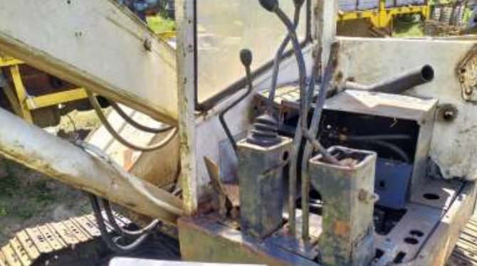 RFShop - Komatsu PC50 Mini Backhoe