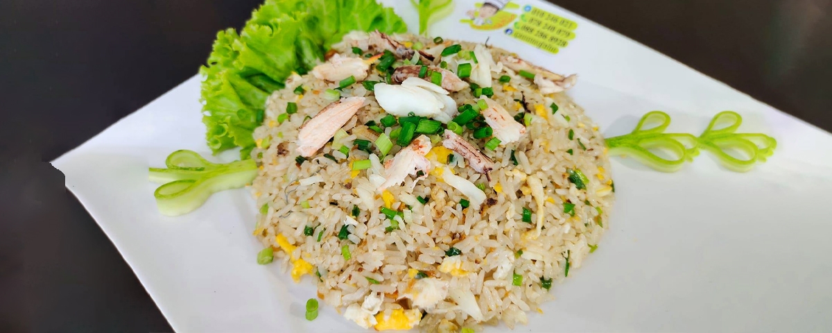 Bay Cha Shanghai Psa Kab Kor/ បាយឆាសៀងហៃ ផ្សារកាប់គោ