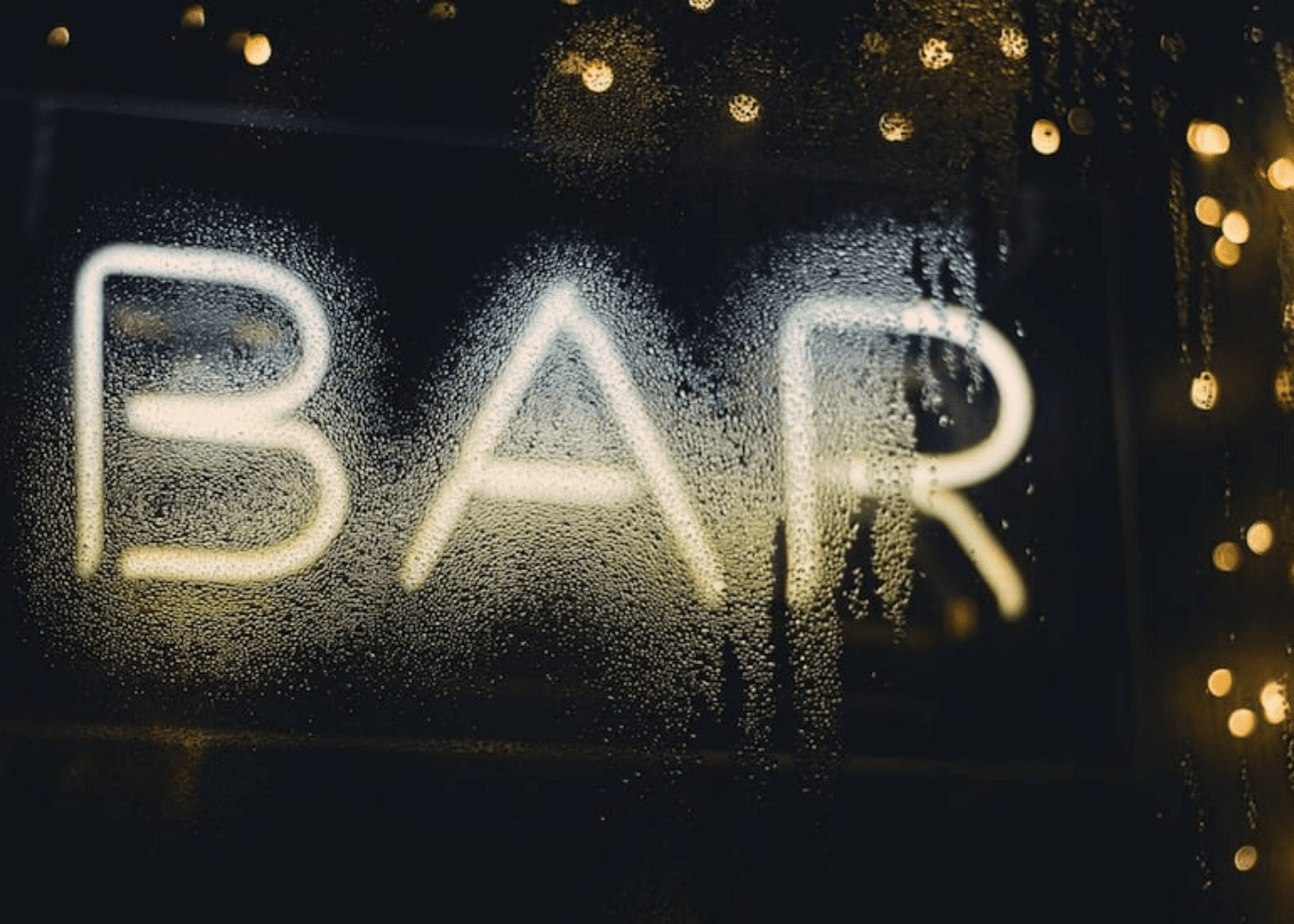 Top bars and clubs for mums' night out in Singapore | HoneyKids Asia