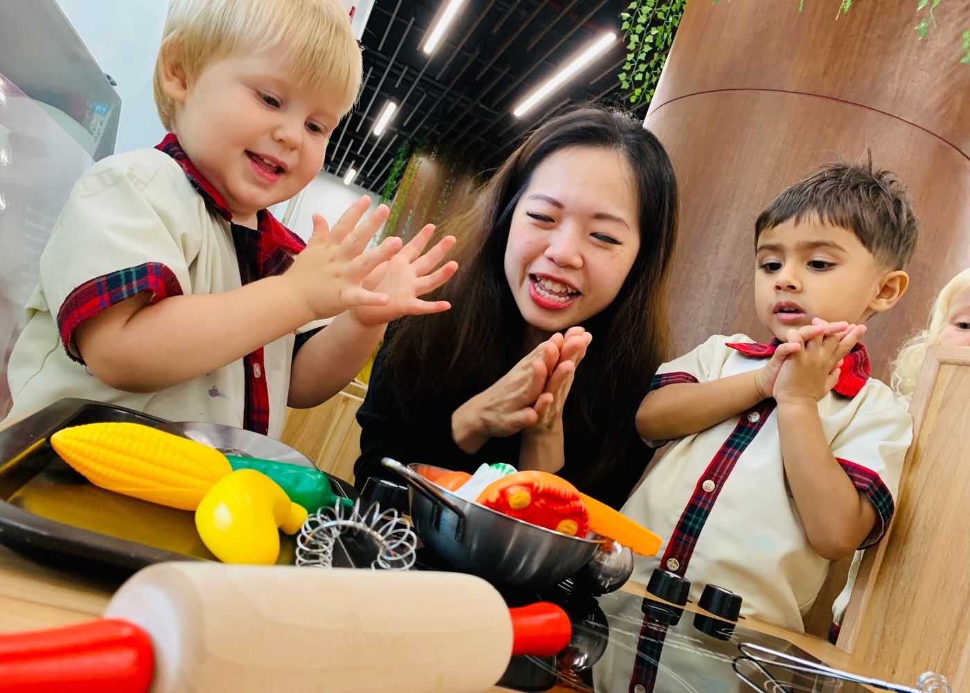 Teacher of the Year (Kindergarten) 2022 - Evon Tan | HoneyKids Asia