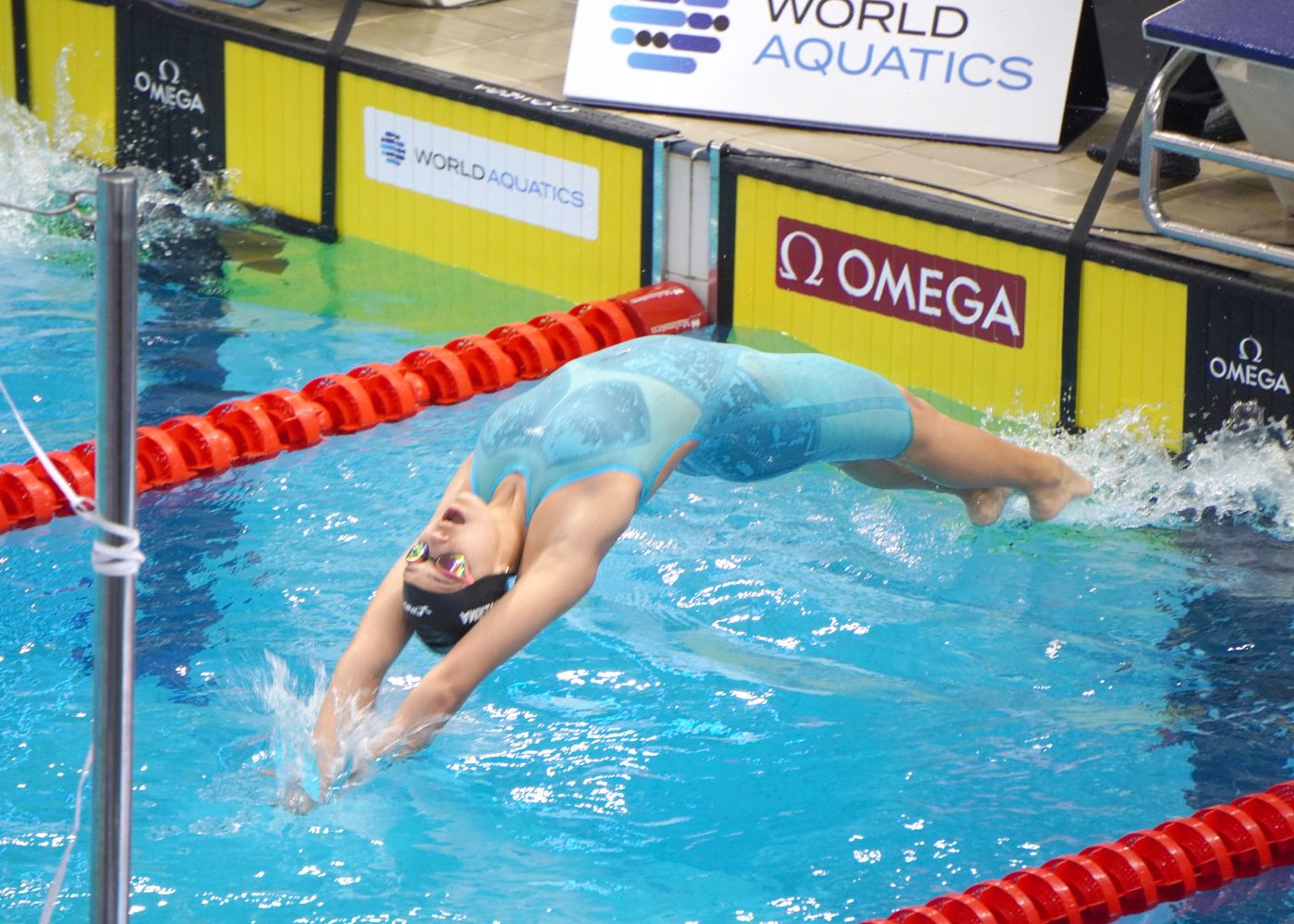 Overseas Family School Swim Programme | HoneyKids Asia