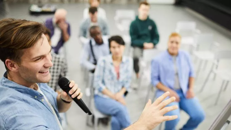 Public Speaking: A Beginner's Guide to Improve Your Skills